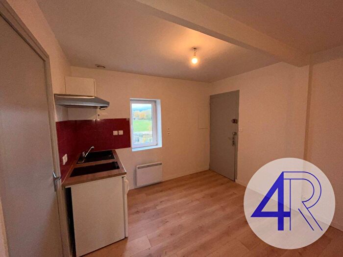 Appartement 2 pièces à louer à Saint-Georges-de-Reneins