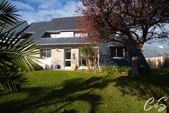 Maison à vendre - Plobannalec-Lesconil - 6 pièces - 4 chambres