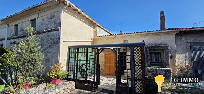 Maison 5 pièces à Saint-Romain-sur-Gironde, à vendre
