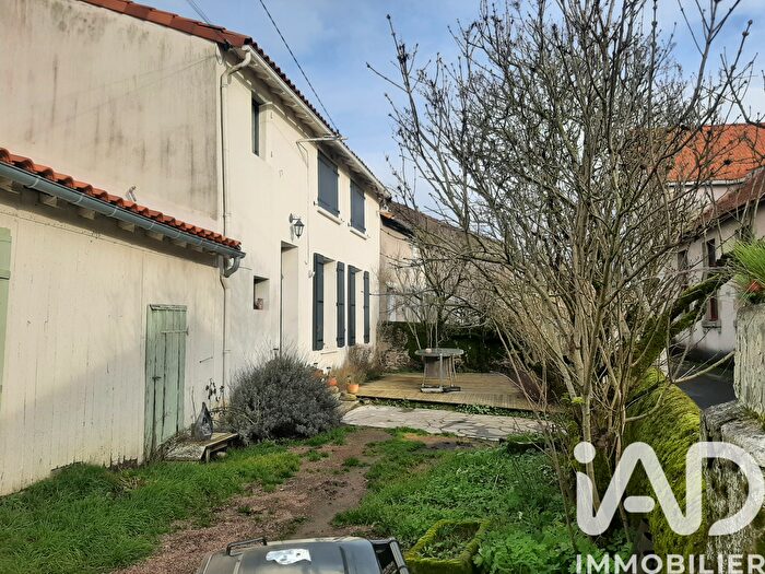 Maison à vendre - Bressuire, Saint-Porchaire - 5 pièces - 4 chambres