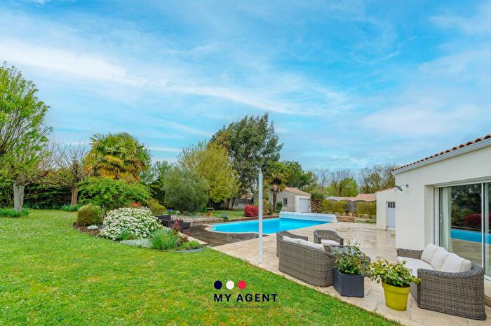 La Rochelle, Lafond, Beauregard, Prieuré : Maison 8 pièces à vendre