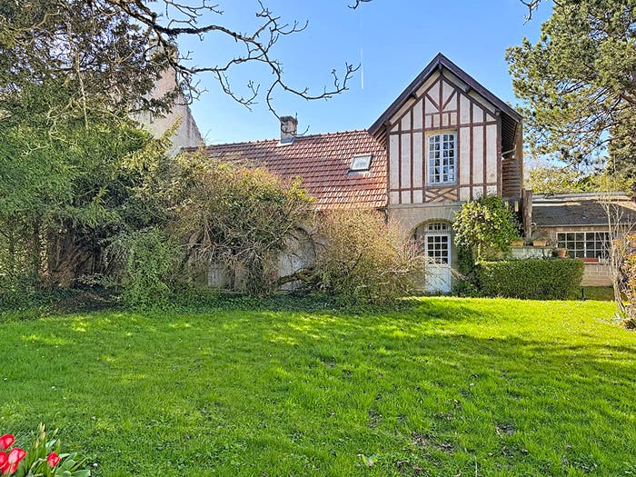 Biéville-Beuville : Maison 5 pièces à vendre