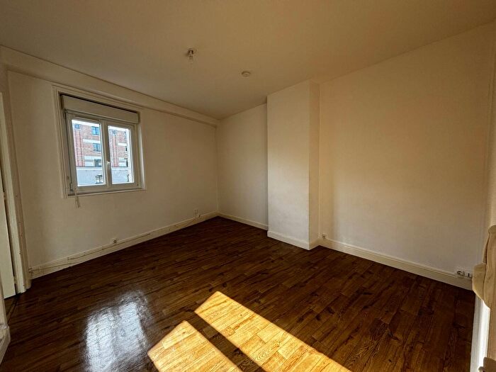 Appartement à louer - Reims - 2 pièces - 1 chambre