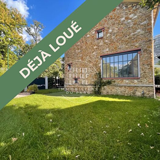 Maison 6 pièces à louer à Le Vésinet, Coeur de Ville