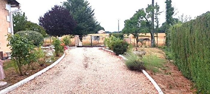 Maison à vendre - Montpon-Ménestérol - 7 pièces - 4 chambres