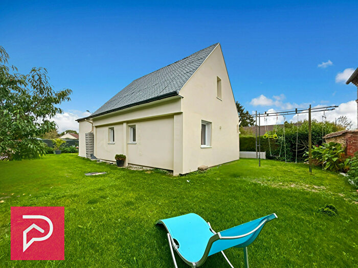 Maison à vendre - Beaumont-le-Roger - 5 pièces - 3 chambres