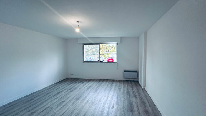 Appartement à louer - Pessac, CCLAPS, La Châtaigneraie - 1 pièce