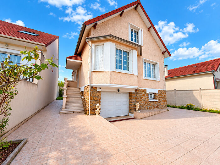 Maison 5 pièces à Chennevières-sur-Marne, Le Fort, à vendre