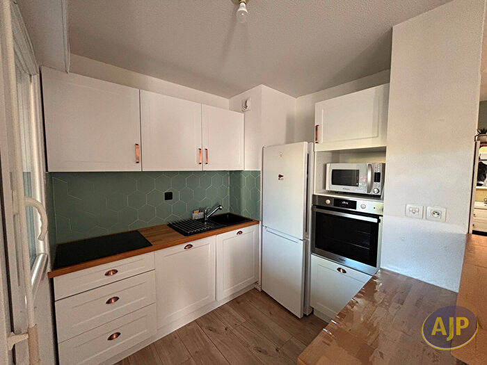 Appartement 3 pièces à Cholet, Libération, à louer