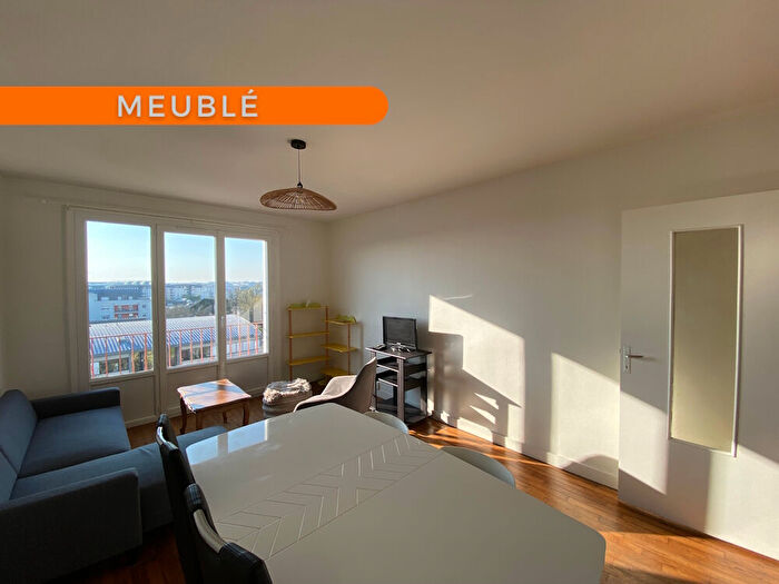 Appartement à louer - Quartiers Ouest, Arsenal, Redon - 4 pièces - 3 chambres