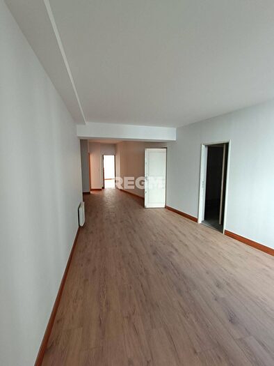 Appartement à louer - Puy-Saint Font, Périgueux - 4 pièces - 3 chambres