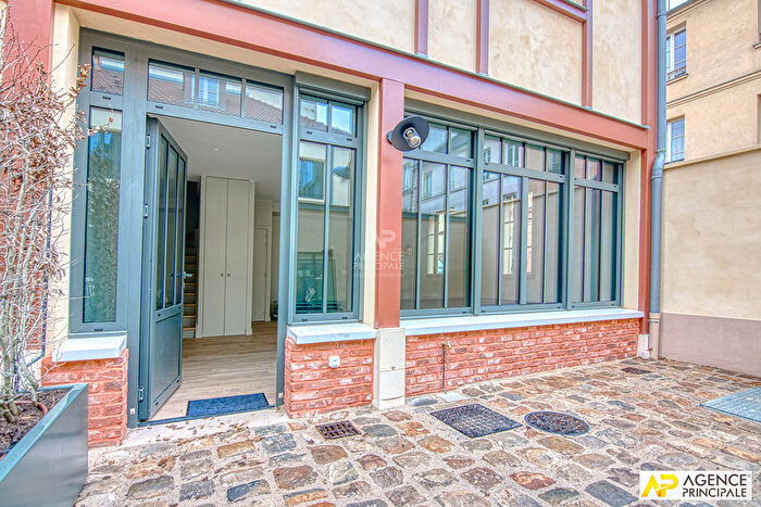 Versailles, Notre Dame : Maison 4 pièces à vendre