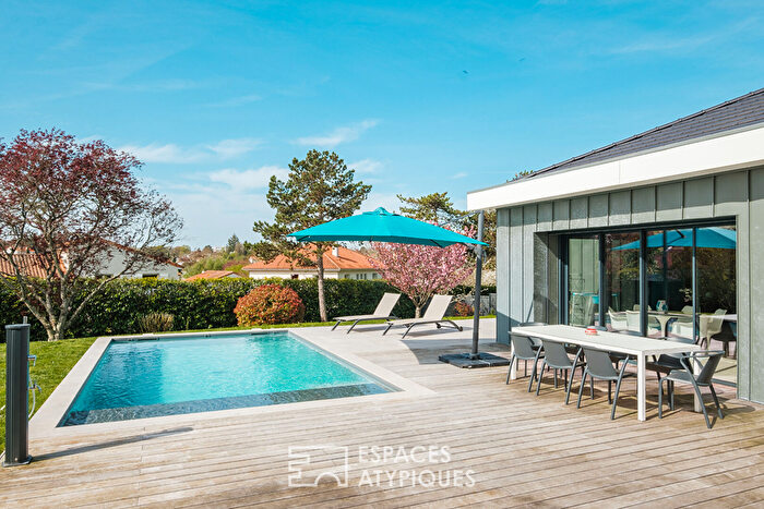 Maison 8 pièces à Saint-Benoît, à vendre