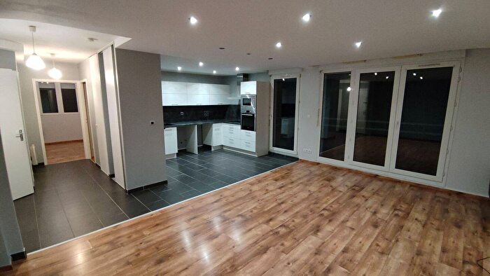 Appartement à louer - Arc Vouvray-Gare-Chatillon, Valserhône - 3 pièces - 2 chambres