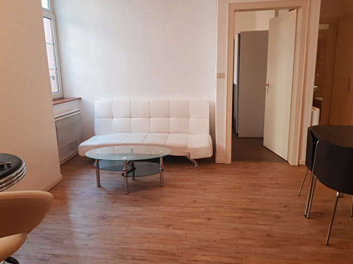 Appartement à louer - Haguenau, Centre-ville - 2 pièces - 1 chambre