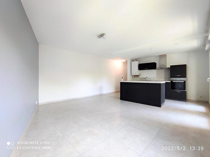 Appartement à louer - Lyon e , Sans Souci, Dauphiné - 3 pièces - 2 chambres