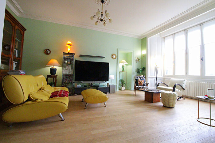 Appartement à vendre - Poitiers, Centre-ville - 6 pièces - 4 chambres