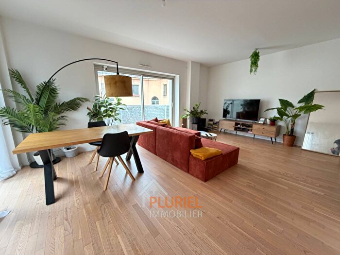 Appartement à louer - Strasbourg - 3 pièces - 2 chambres