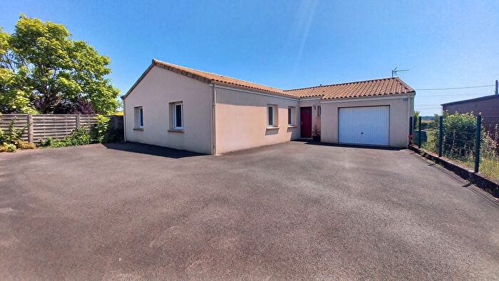 Maison à vendre - Le Loroux-Bottereau - 6 pièces - 4 chambres