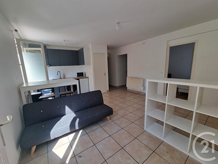 Appartement à louer - Brie-Comte-Robert, Leclerc, Verdun - 2 pièces - 1 chambre