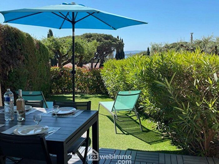 Appartement 1 pièce à vendre à Sainte-Maxime, Saquèdes, Quilladou, Garonnette, Golfe