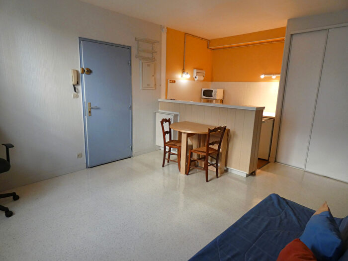 Appartement à louer - Poitiers, Trois Quartiers - 2 pièces - 1 chambre