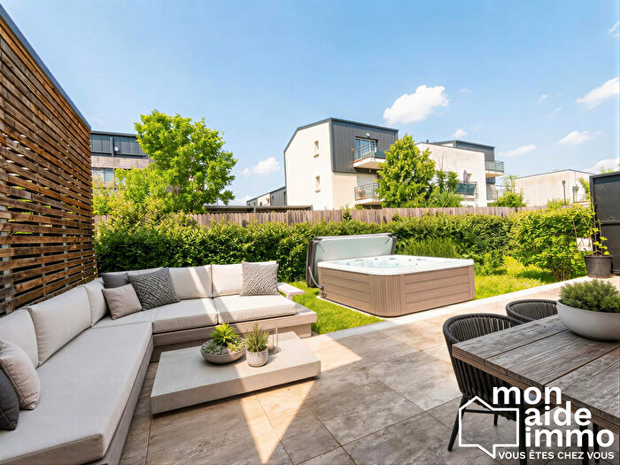 Villenave-dOrnon, Rouquette, Courréjean, Hourcade : Appartement 3 pièces à vendre