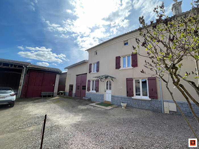 Orléat - Maison 4 pièces à vendre