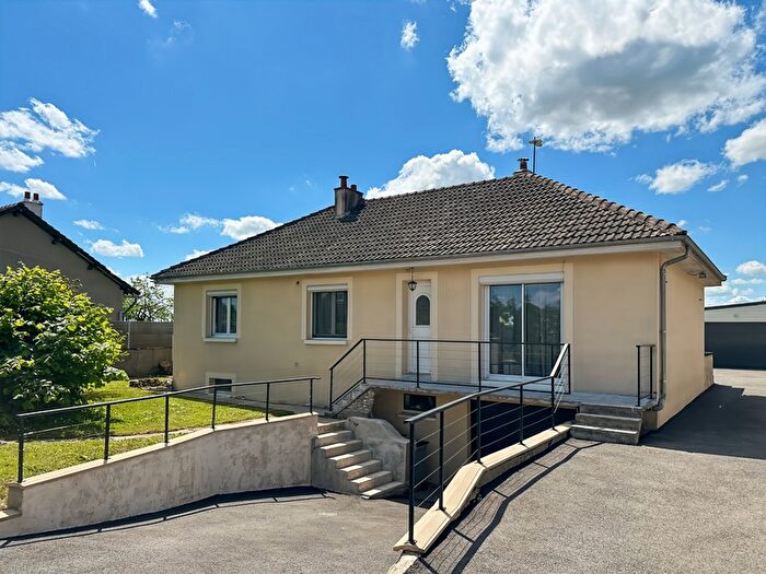 Maison 4 pièces à vendre à Aufferville