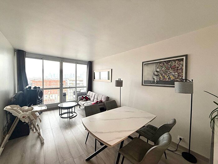 Appartement à louer - Agent Sarre-Centre-Les Vallées-La Garenne, Colombes - 3 pièces - 2 chambres