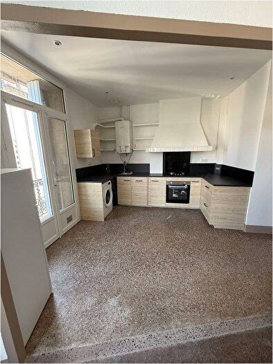 Allées Paul Riquet, Béziers : Appartement 3 pièces à louer