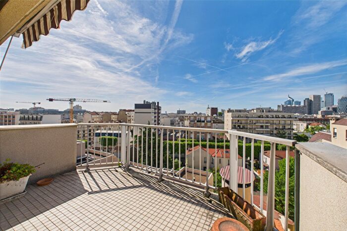 Appartement à vendre - Courbevoie, Marceau République - 4 pièces - 3 chambres