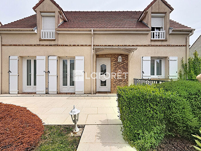 Maison 6 pièces à vendre à Villaines-sous-Bois