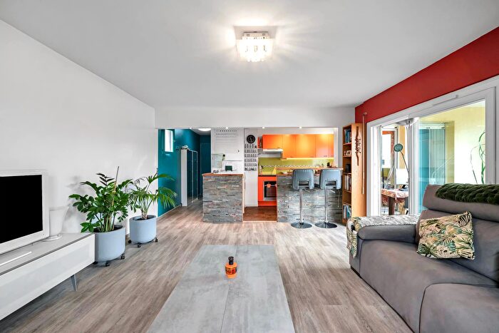 Appartement 3 pièces à vendre - Nice, Caucade