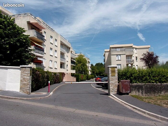 Appartement à vendre - La Ferté-sous-Jouarre - 3 pièces - 2 chambres