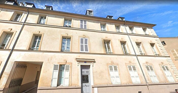 Appartement à louer - Versailles, Saint-Louis - 2 pièces - 1 chambre