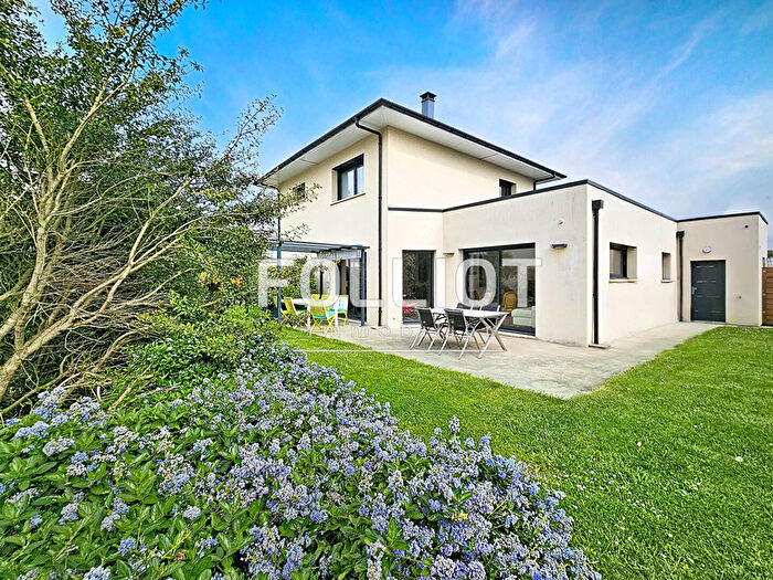 Maison 6 pièces à Douvres-la-Délivrande, à vendre