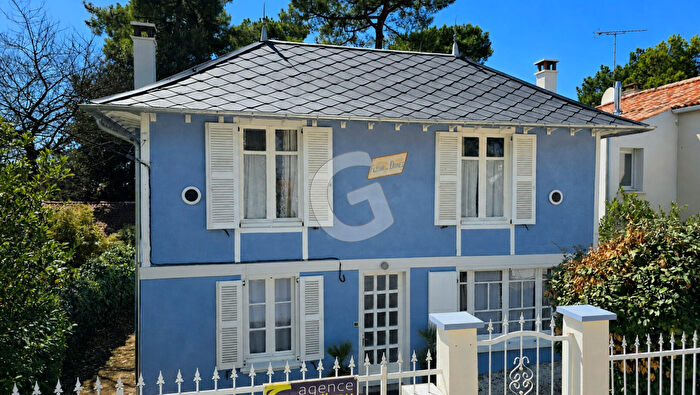 Maison 8 pièces à vendre à Jard-sur-Mer