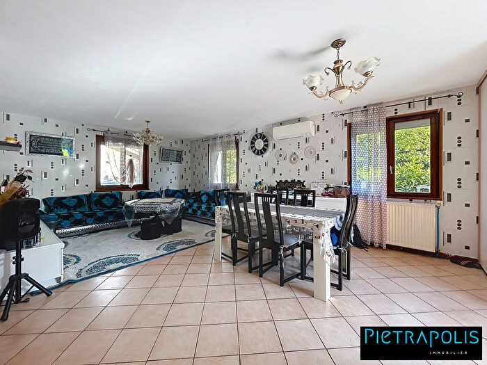 Meyzieu : Maison 4 pièces à vendre
