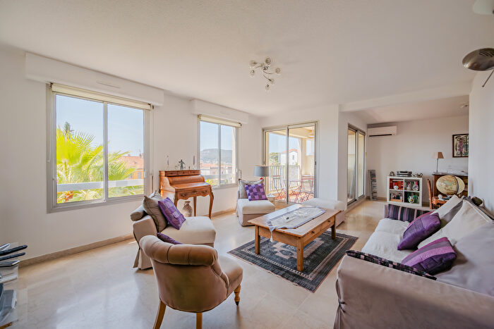 Hyères, Pyanet : Appartement 4 pièces à vendre