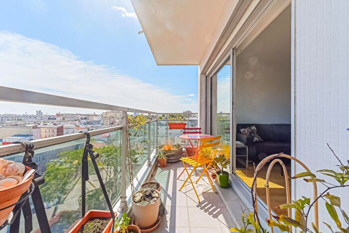 Paris 20ème, Père Lachaise, Réunion : Appartement 2 pièces à vendre