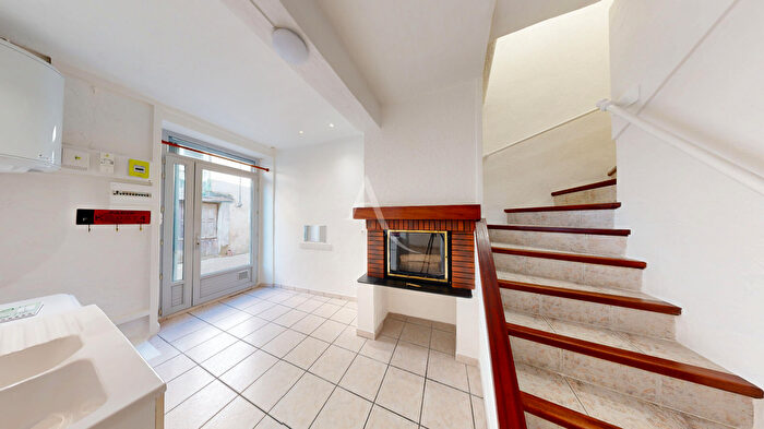 Maison 3 pièces à Sainte-Eulalie, à vendre