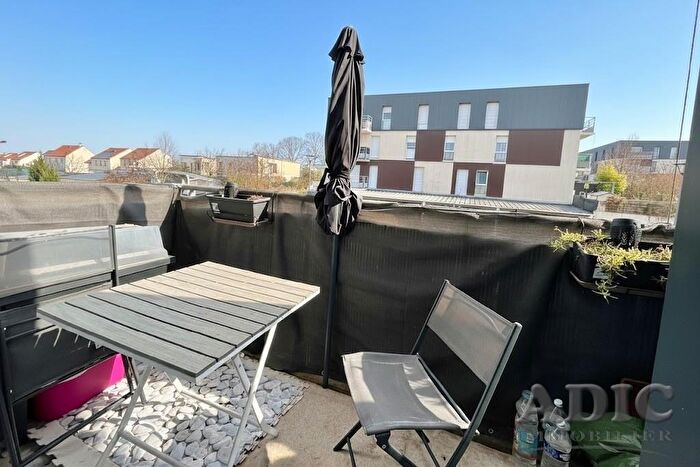 Appartement à vendre - Dammartin-en-Goële - 2 pièces - 1 chambre