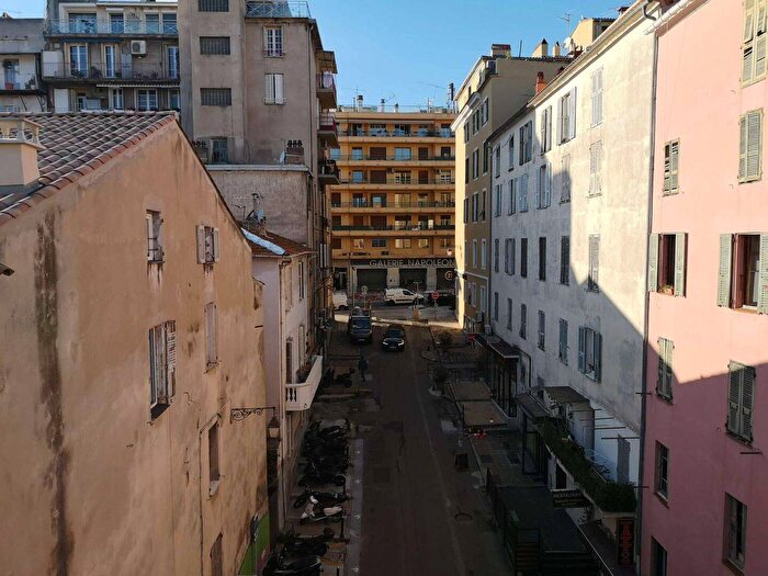 Appartement 1 pièce à louer - Ajaccio