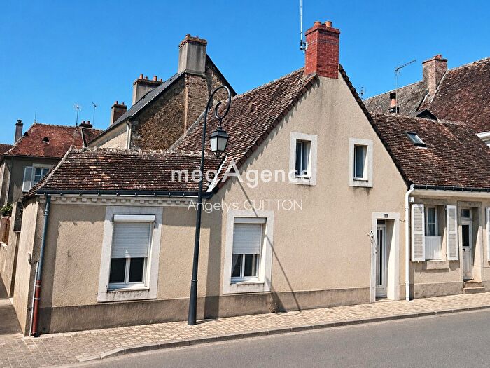 Beaumont-sur-Sarthe : Maison 1 pièce à vendre