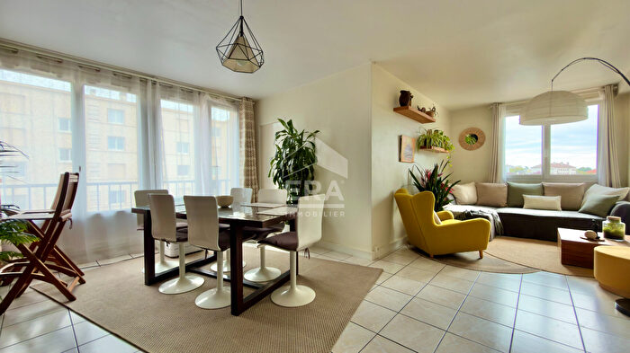Appartement 4 pièces à vendre - Viry-Châtillon, Le Plateau