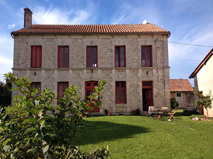 Maison 12 pièces à vendre - Juignac