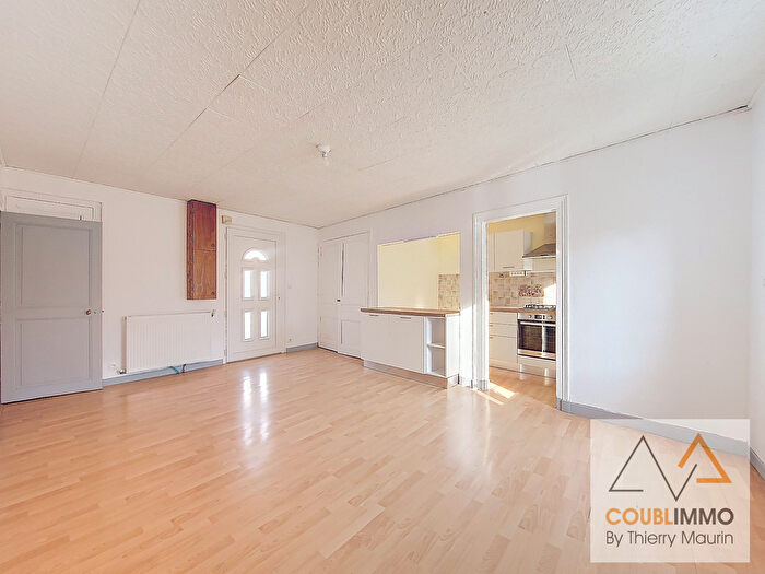 Appartement à vendre - Saint-Étienne-de-Crossey - 3 pièces - 2 chambres