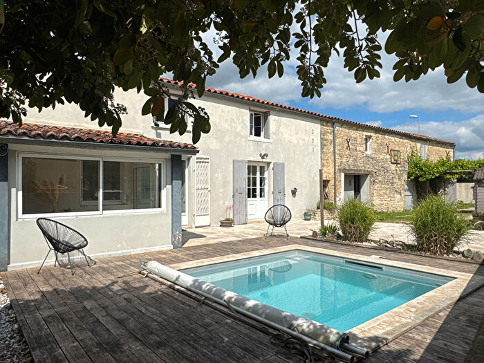 Maison 7 pièces à vendre à Saint-Mard