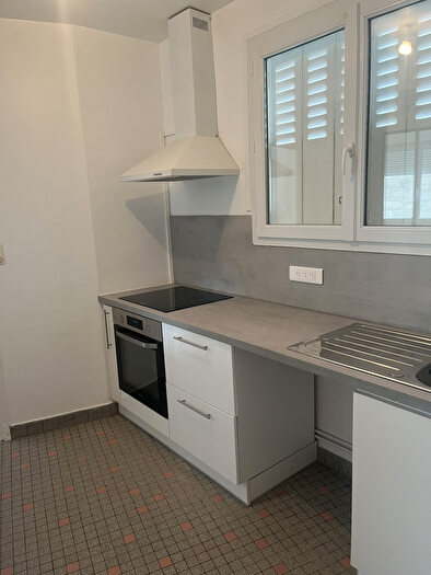 Appartement à louer - Brive-la-Gaillarde, Centre-ville, Pont Cardinal, Champanatier - 2 pièces - 1 chambre